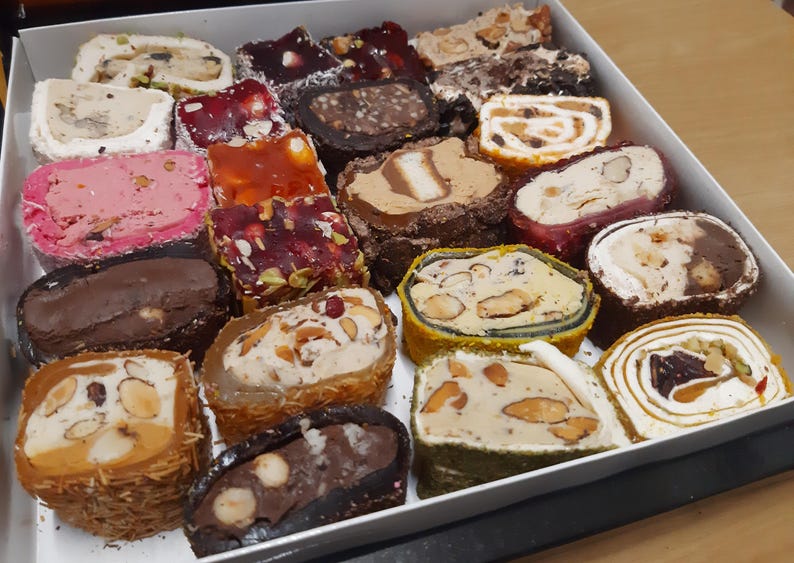Gourmet Turkish Delight Lokum Gift Box, Assorted Flavors (approx 1kg ...