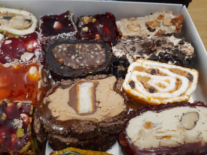 Gourmet Turkish Delight Lokum Gift Box, Assorted Flavors (approx 1kg ...