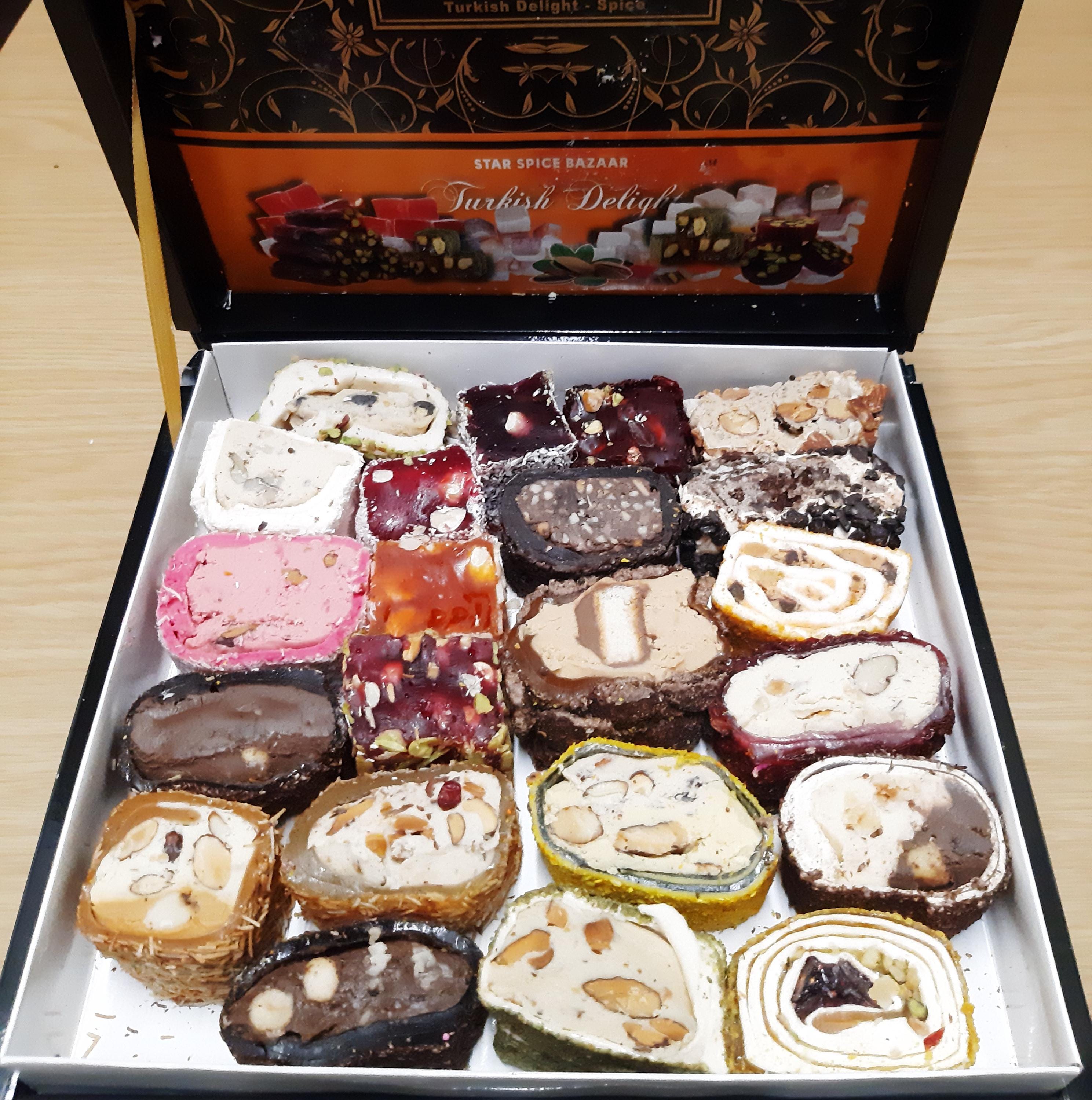 Gourmet Turkish Delight Lokum Gift Box, Assorted Flavors (approx 1kg ...