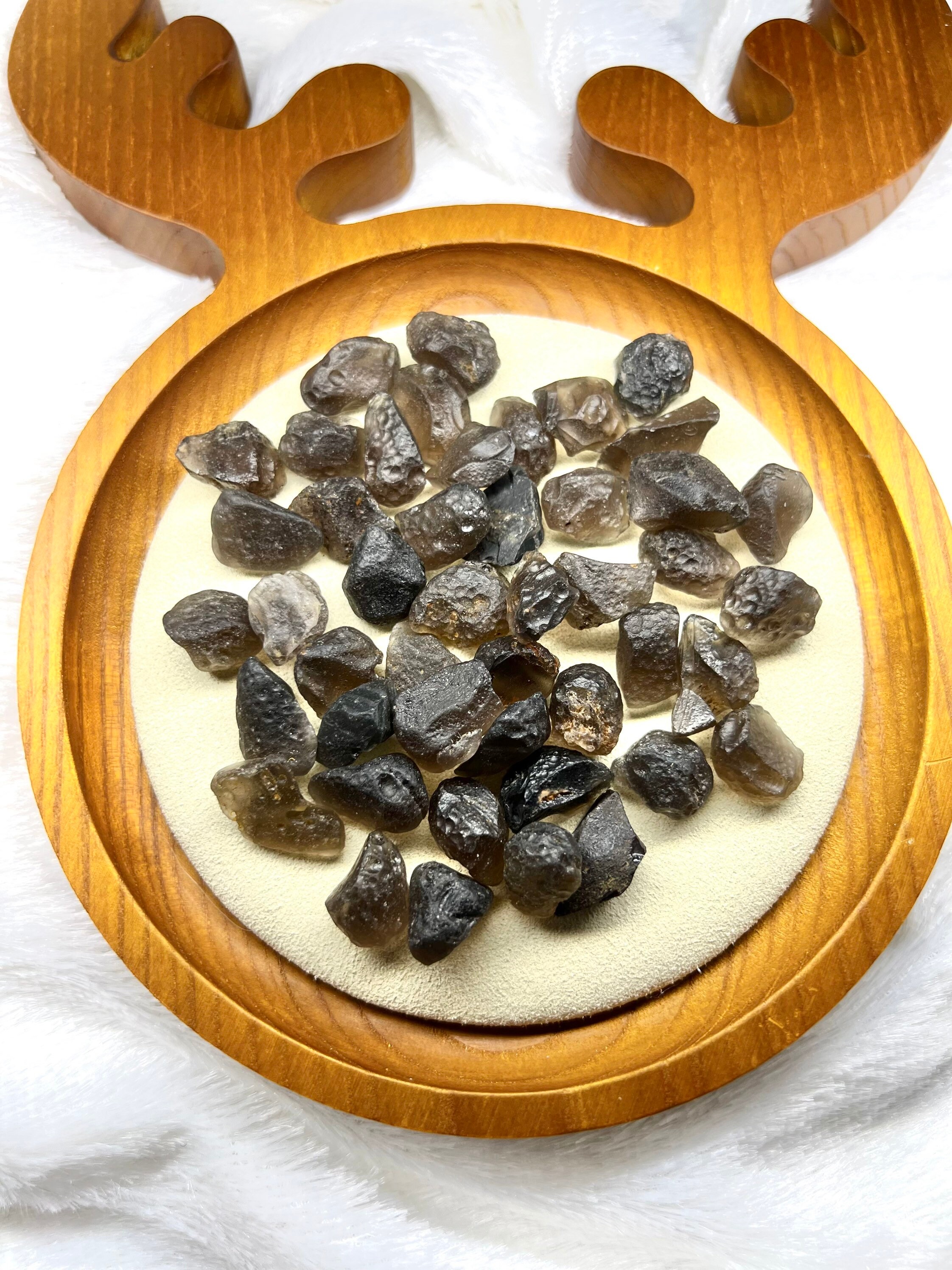 Real Colombianite Tektite Ethically Sourced / Manifestation / | Etsy