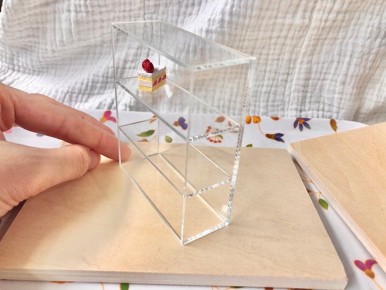 3.14" X 2.67" Mini Display Case Transparent Clear Acrylic Display Case ...