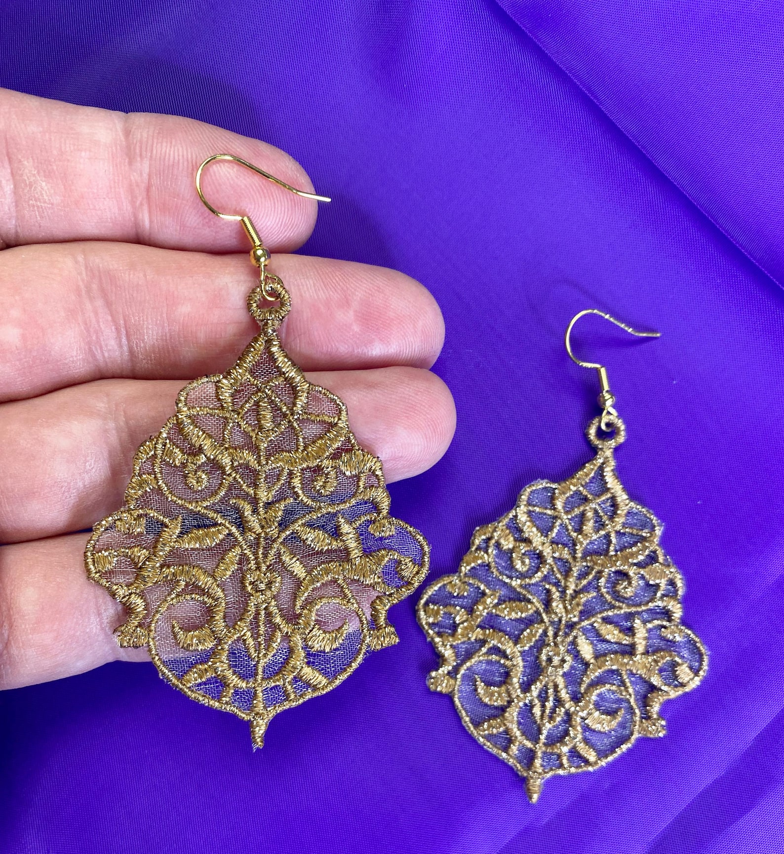 Organza FSL Machine Embroidery Earring Design. Machine Embroidery ...