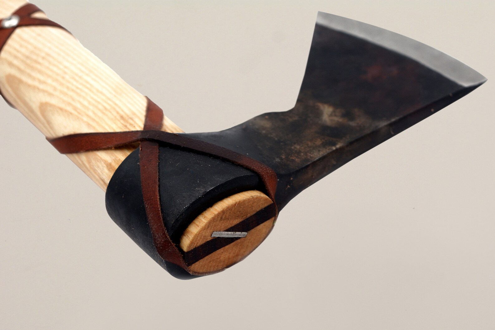 Throwing Axe, Viking Axe, Unique Design Axe, Hard Steel Axe, Wood ...
