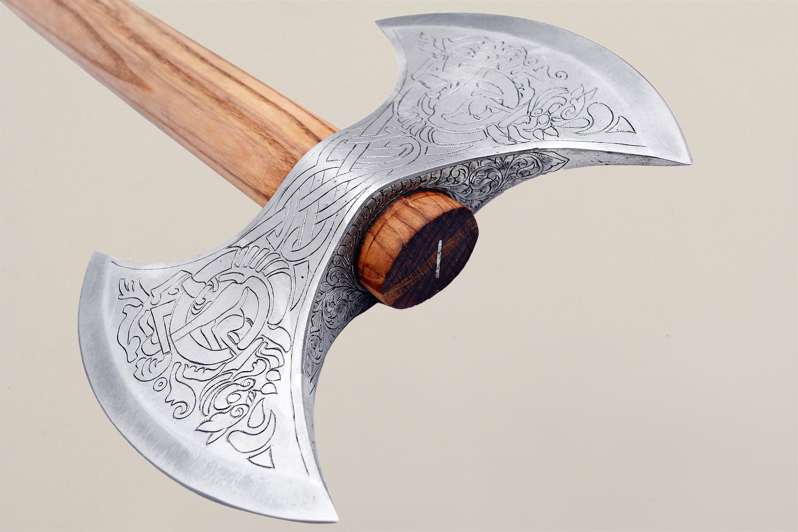Brave Heart Axe, Viking Axe, Unique Design Axe, Hard Steel Axe, Wood ...