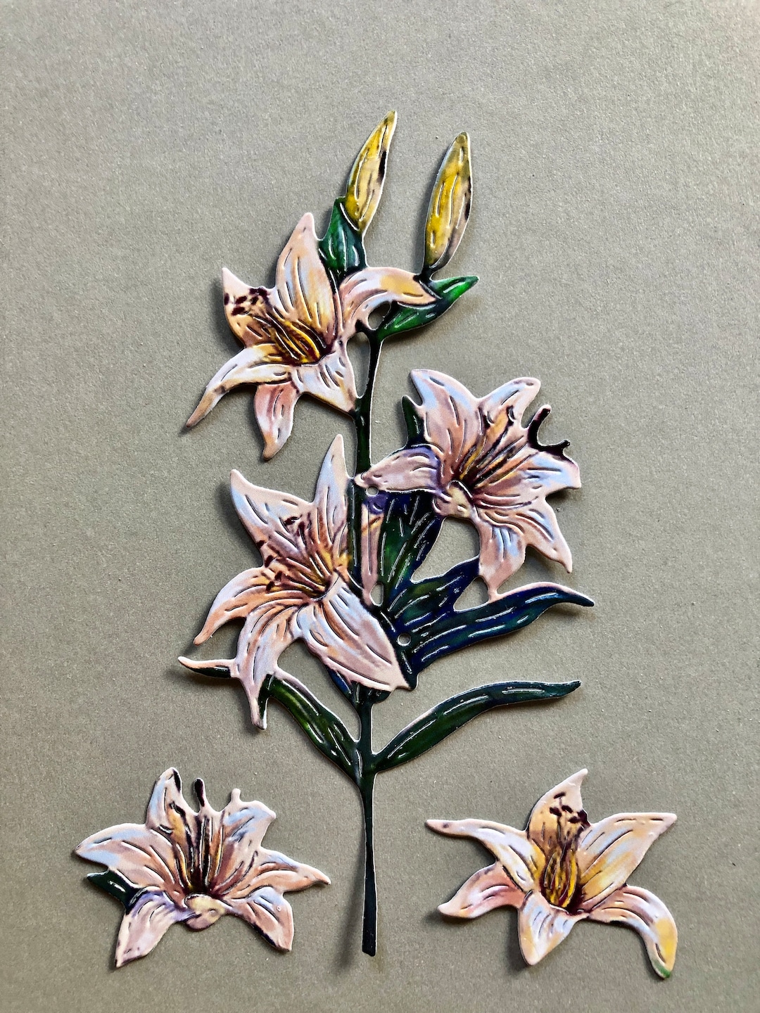 White Lily Die Cut Embellishments for Cardmaking. 4 Lily Flower Stems ...