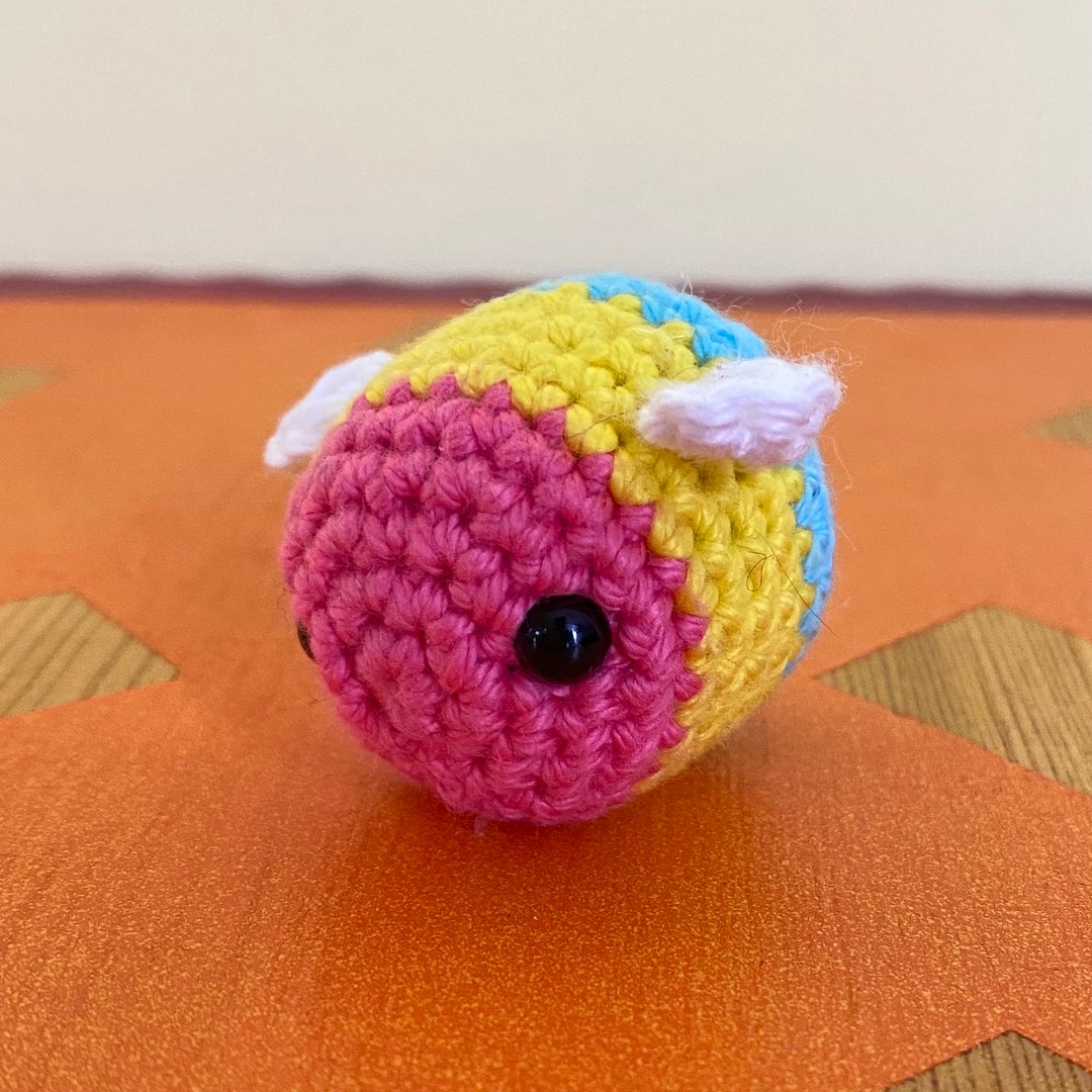 Crochet Pride Flag Bees, Bisexual, Pansexual, Genderfluid, Lesbian, Non ...