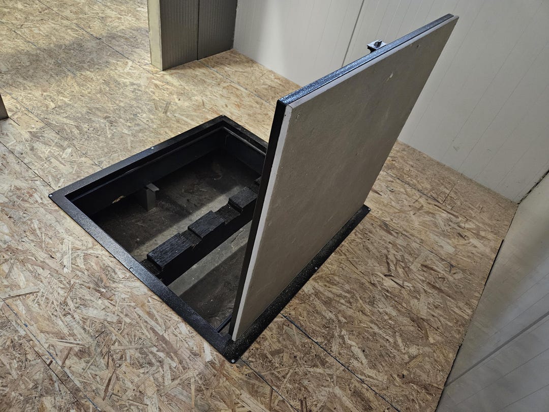 Steel Floor Access Hatch: Metal Door With Gas Lifts (80x190), Gas ...