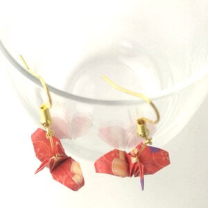 Kleine Origami Kranich Ohrringe SAYURI, Tsuru Mittellang, Rot Lachs Mit ...