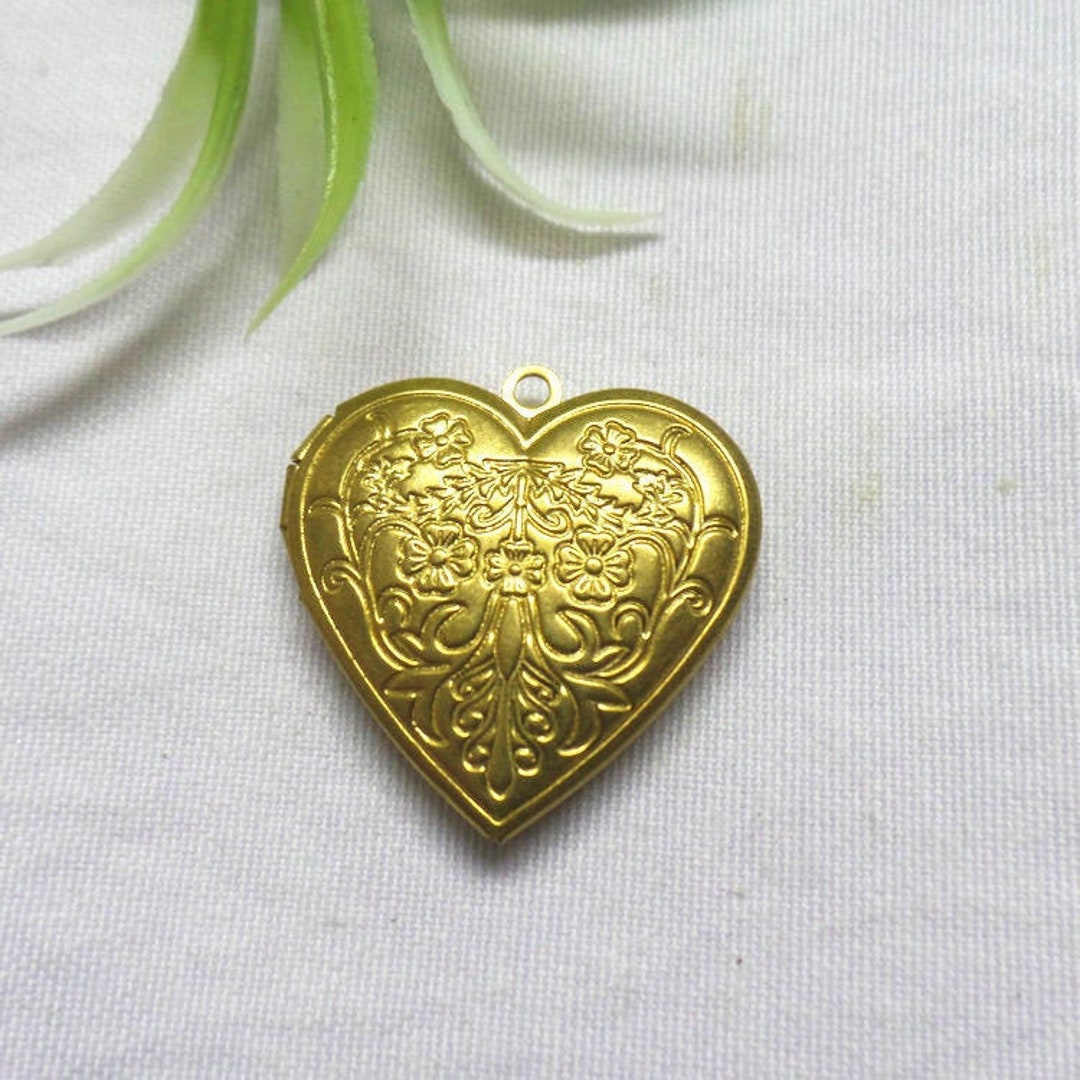 10pcs Brass True Color Heart Locket, 29MM Photo Locket Charm Pendant ...