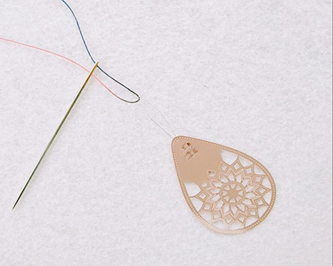 Beautiful Metal Needle Threader Hand Sewing Needle Tool - Etsy