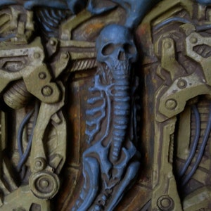 Gig Skull Biomechanical Giger Sculpture Hallowen Steampunk Industrial ...