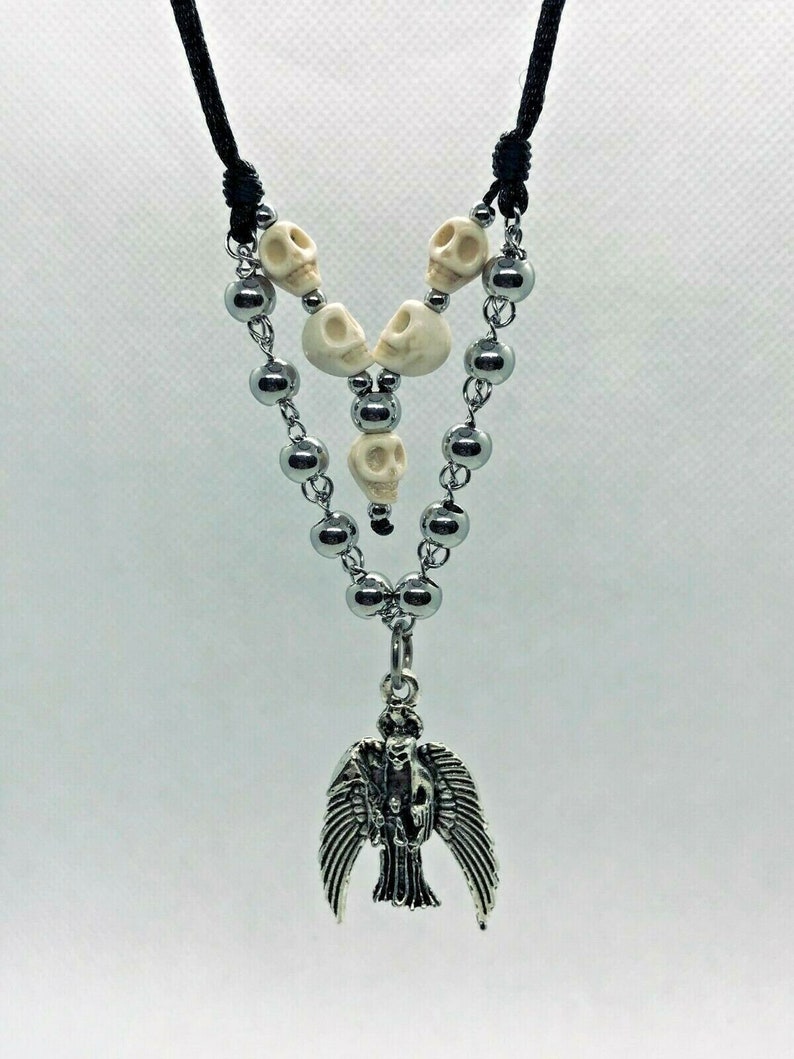 Collar De La Santa Muerte Plateada Con Alascraneo Y Bolas De | Etsy