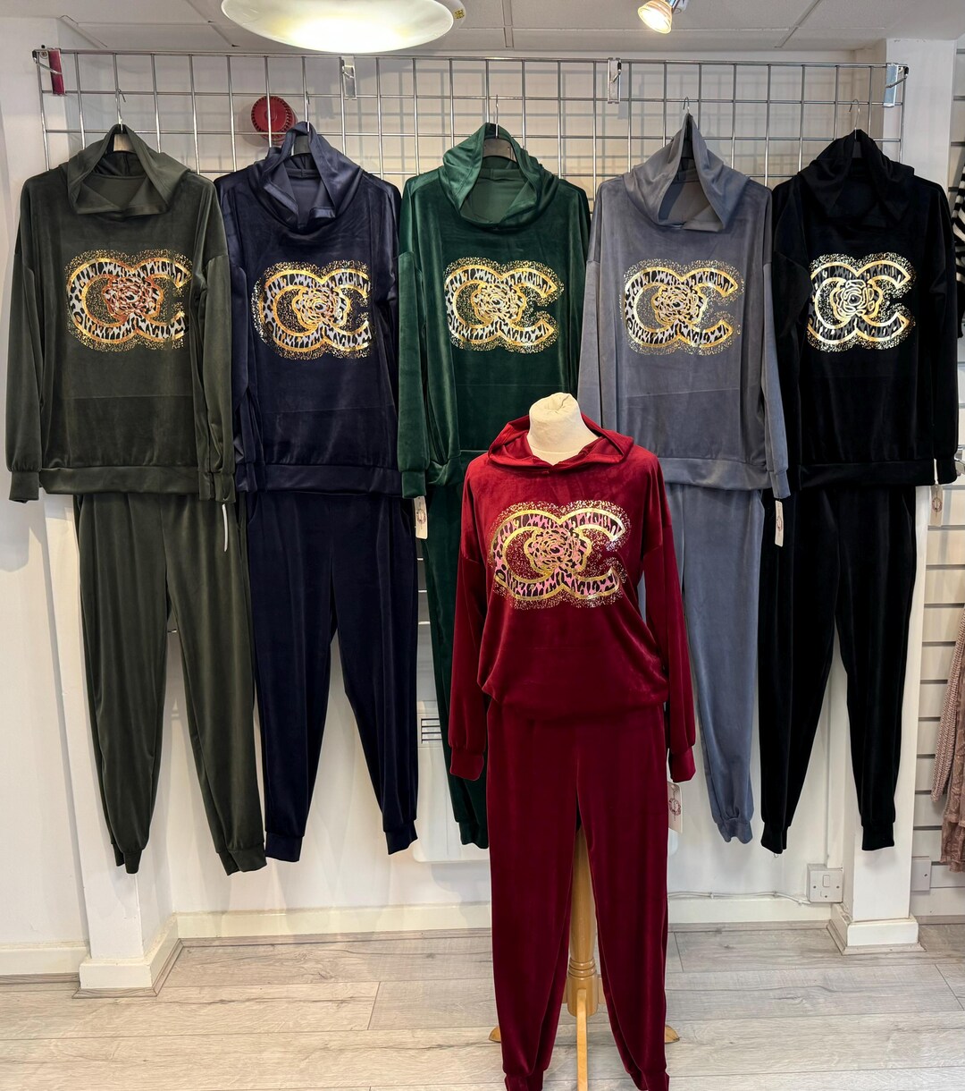 Women's Long Sleeve Velour Tracksuit Set - Zip up Hooded Loungewear ...