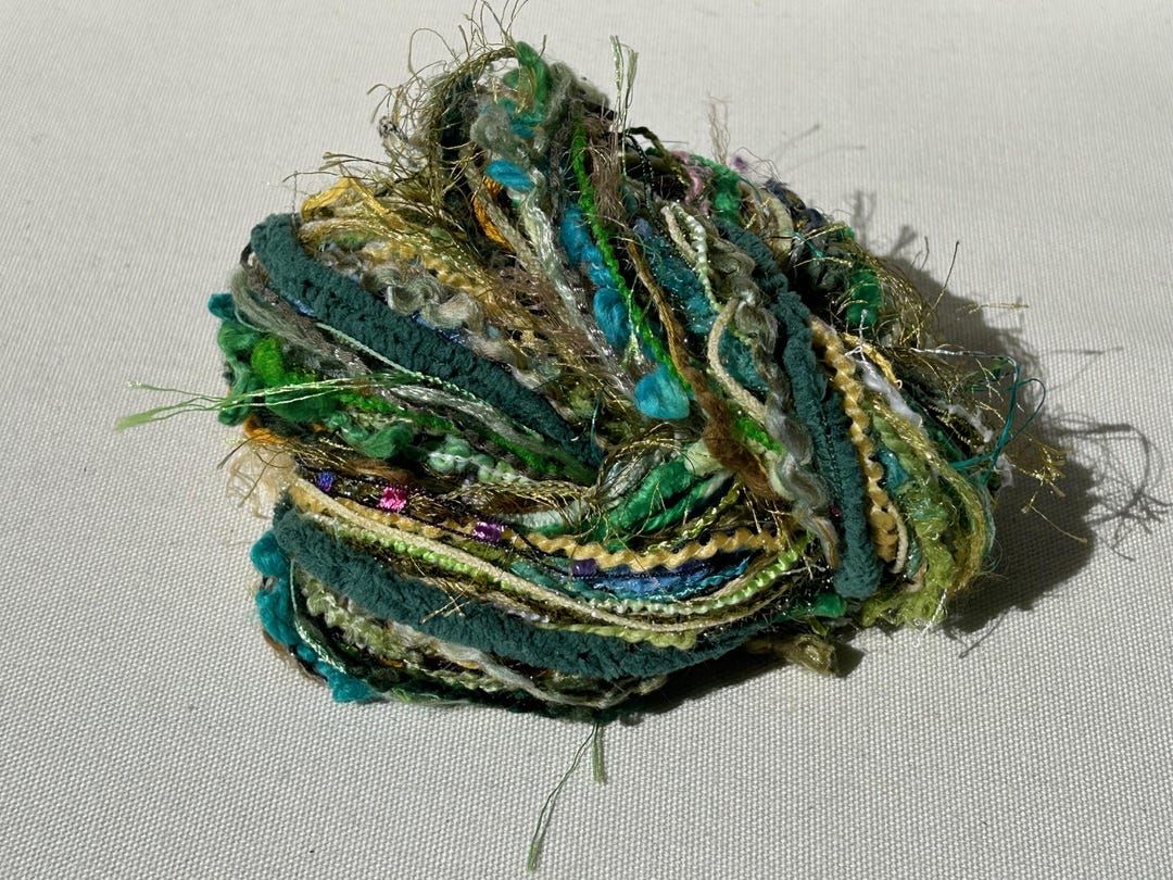 50-yards Yarn Sampler: Multicolor Fiber Bundle for Mixed Media Arts - Etsy