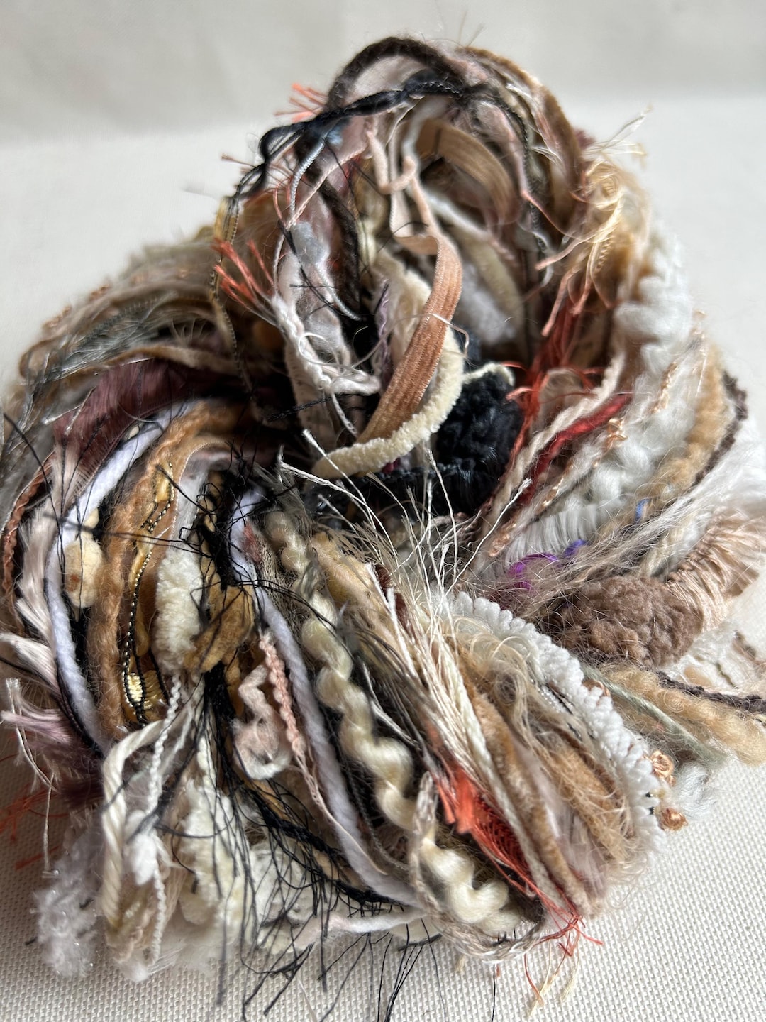 50-yards Yarn Sampler: Multicolor Fiber Bundle for Mixed Media Arts - Etsy