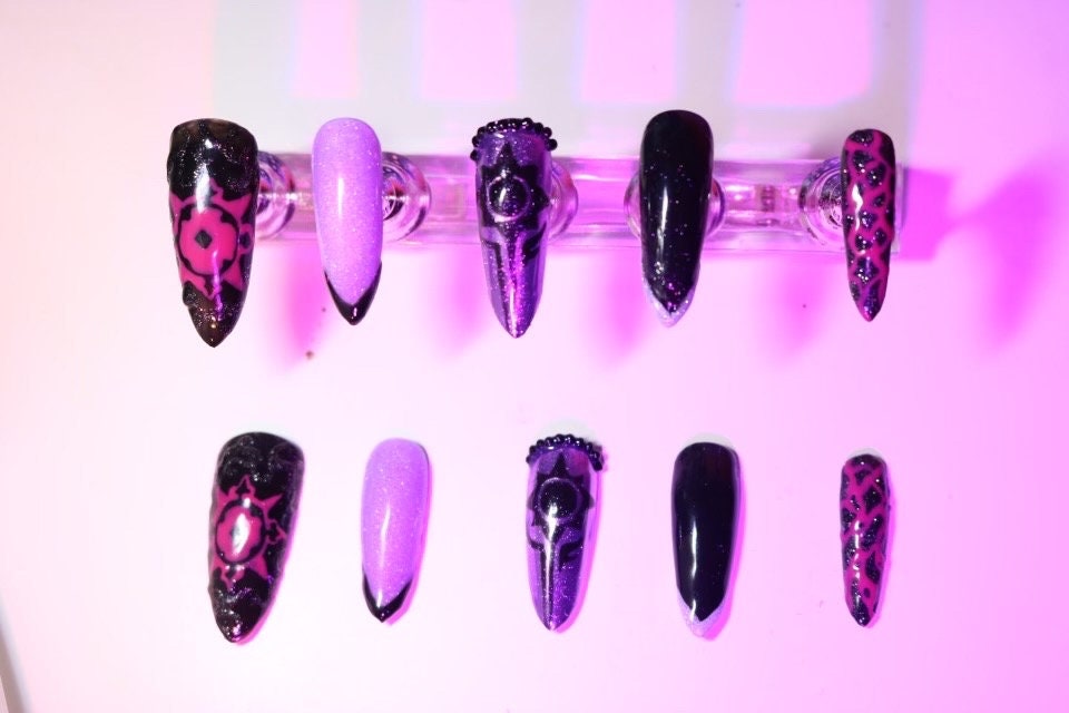 Reyna Valorant Press on Nails - Etsy