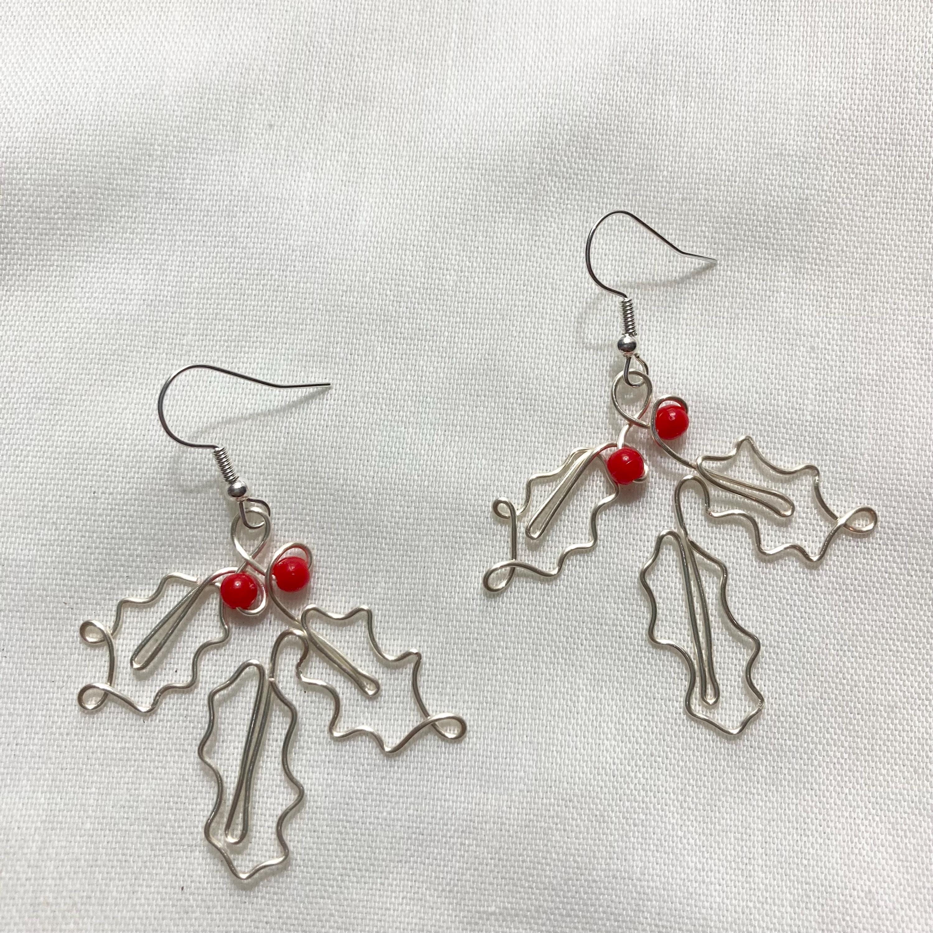 Wire Mistletoe Earrings - Etsy