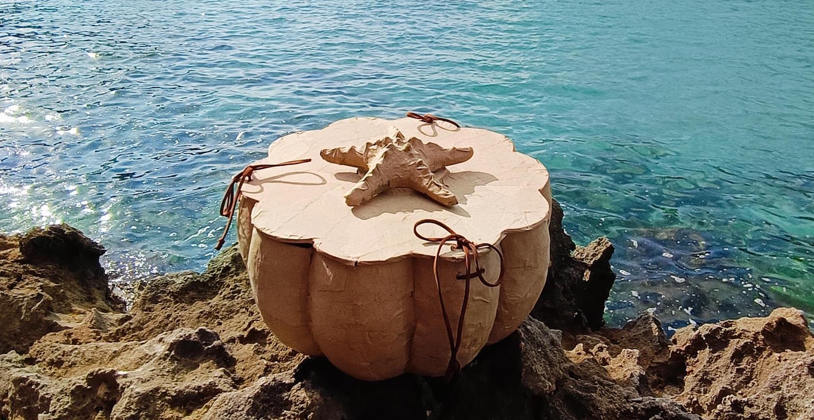 SOUL SEA Urn Biodegradable and Customizable for Burials in Water ...