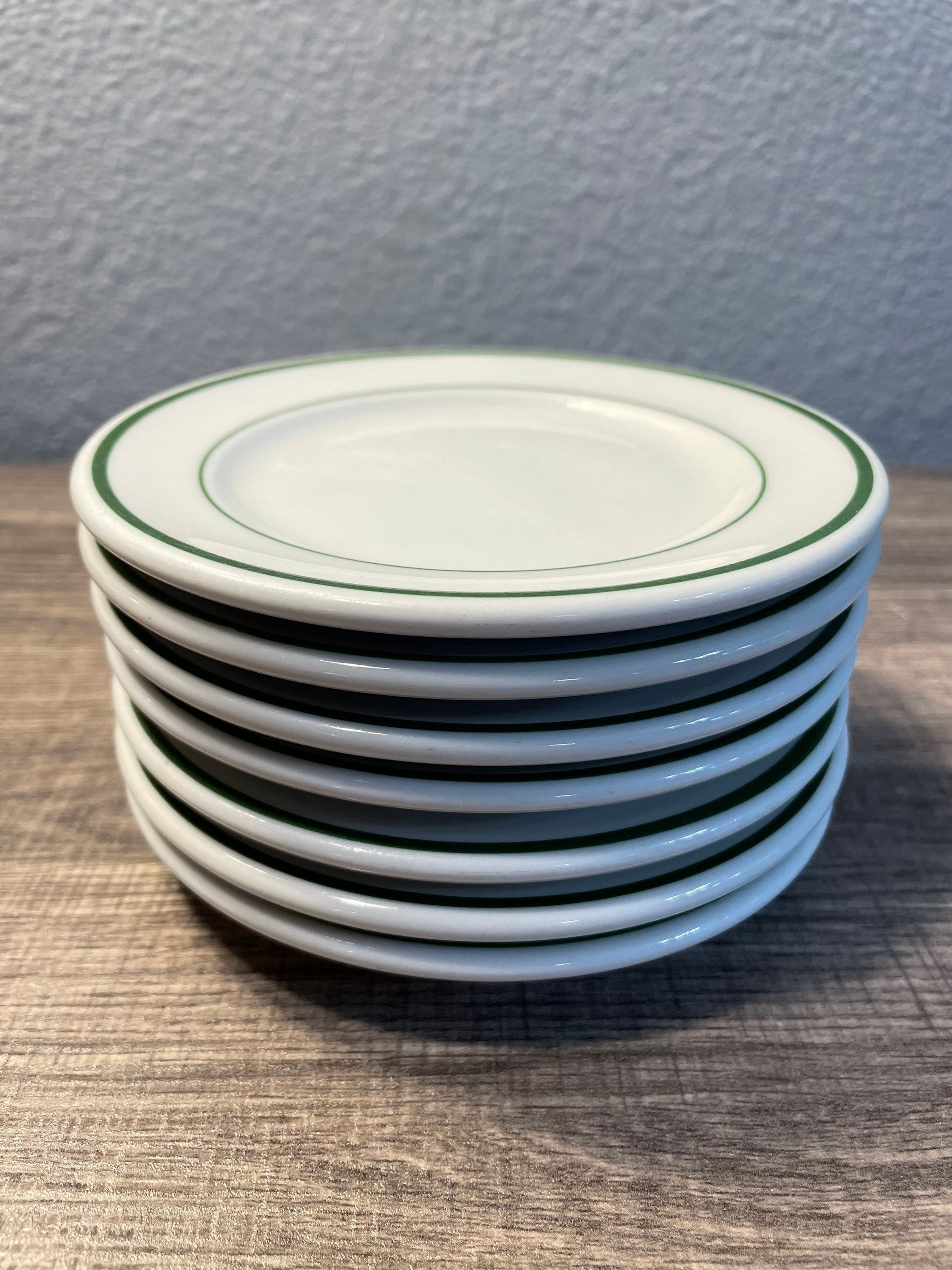 S C Rt Ware P Oval W G B R US $6.60 bluelankatours.com