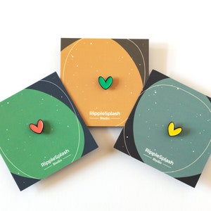 Minimalist Green Heart Enamel Pin | Simple and Cute Heart Lapel Pin ...
