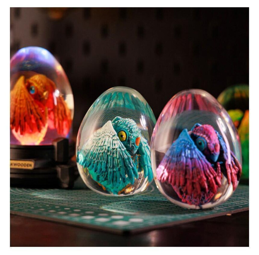 Dinosaur Resin Lamp Egg, Custom Epoxy Resin Art Lamp, Custom Dinosaur ...