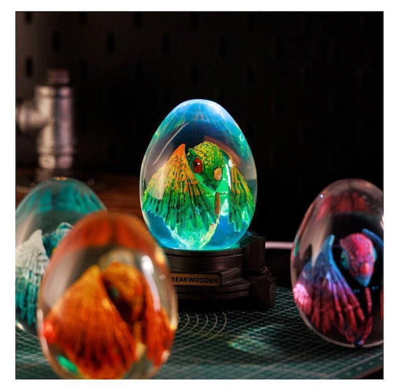 Dinosaur Resin Lamp Egg, Custom Epoxy Resin Art Lamp, Custom Dinosaur ...