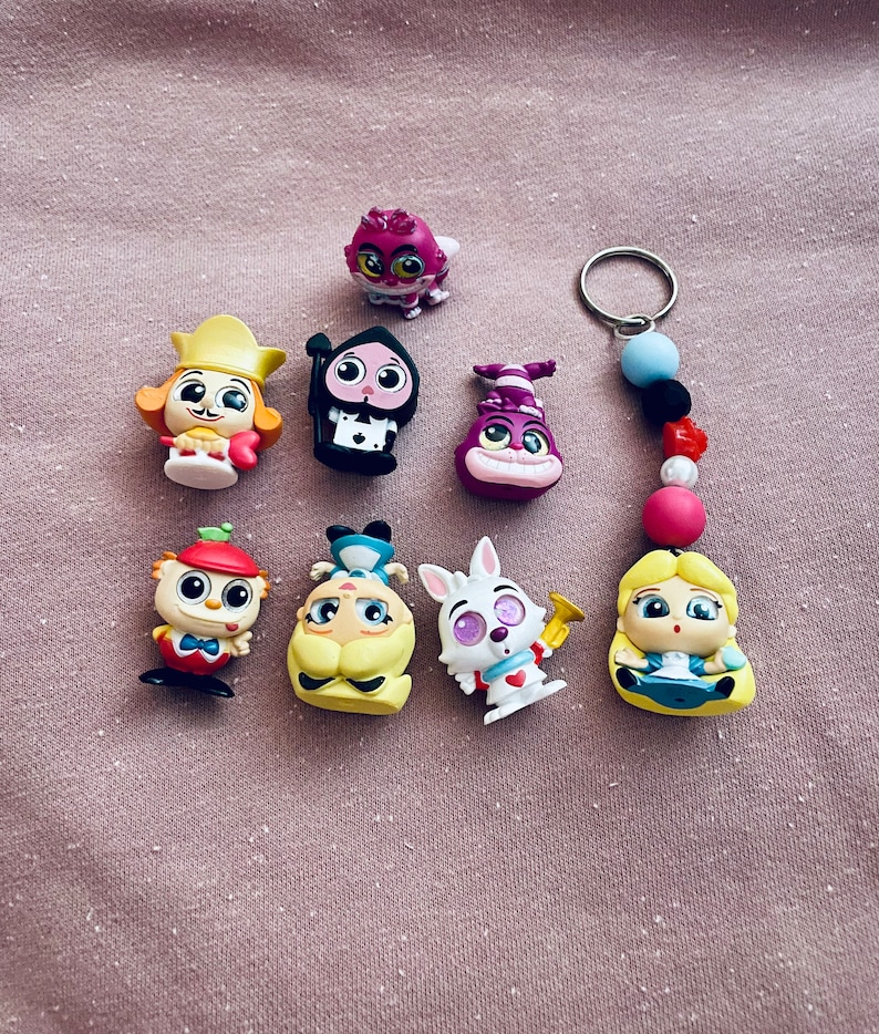 Disneys Alice in Wonderland Doorable Keychain - Etsy