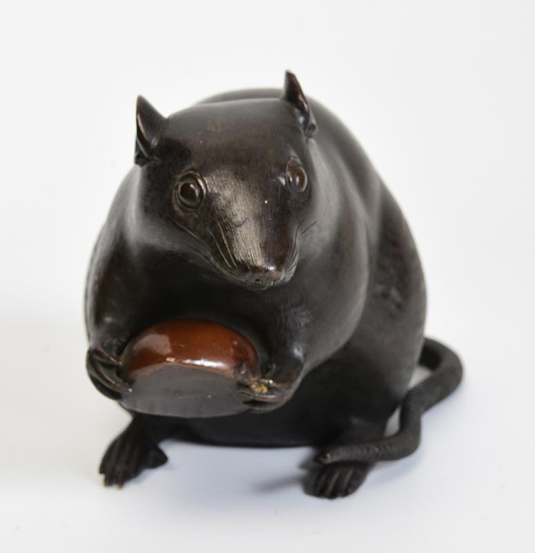 19th Century, Meiji, Antique Japanese Bronze Animal Rat / Mouse Holding ...