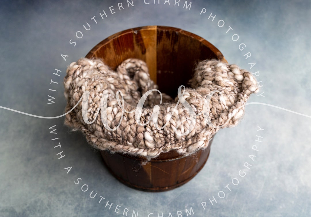 Wood Bucket Newborn Digital Backdrop | - Etsy