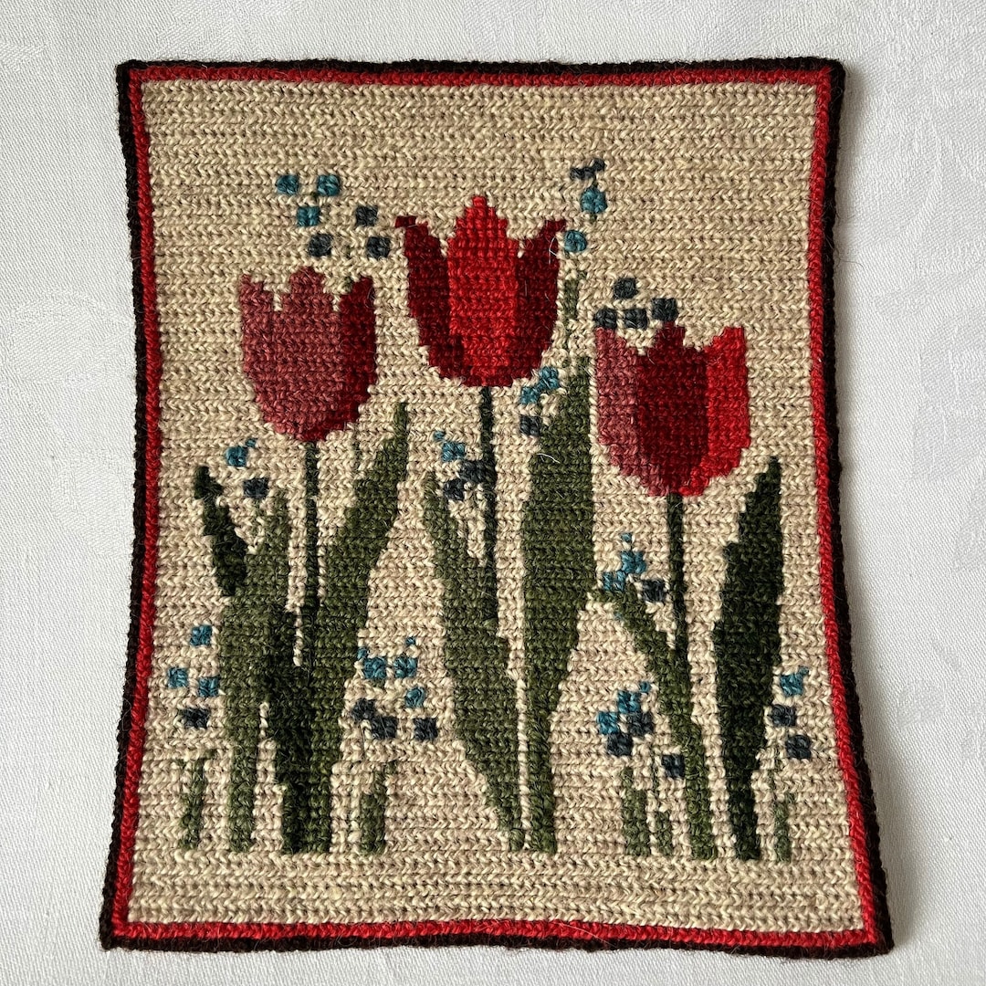 DIY Piece of Long Armed Cross-stitch Embroidery. Wool Yarn on Aida ...