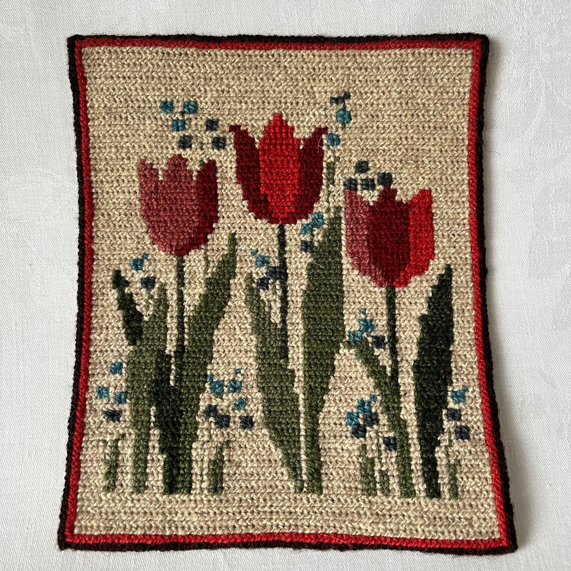 DIY Piece of Long Armed Cross-stitch Embroidery. Wool Yarn on Aida ...