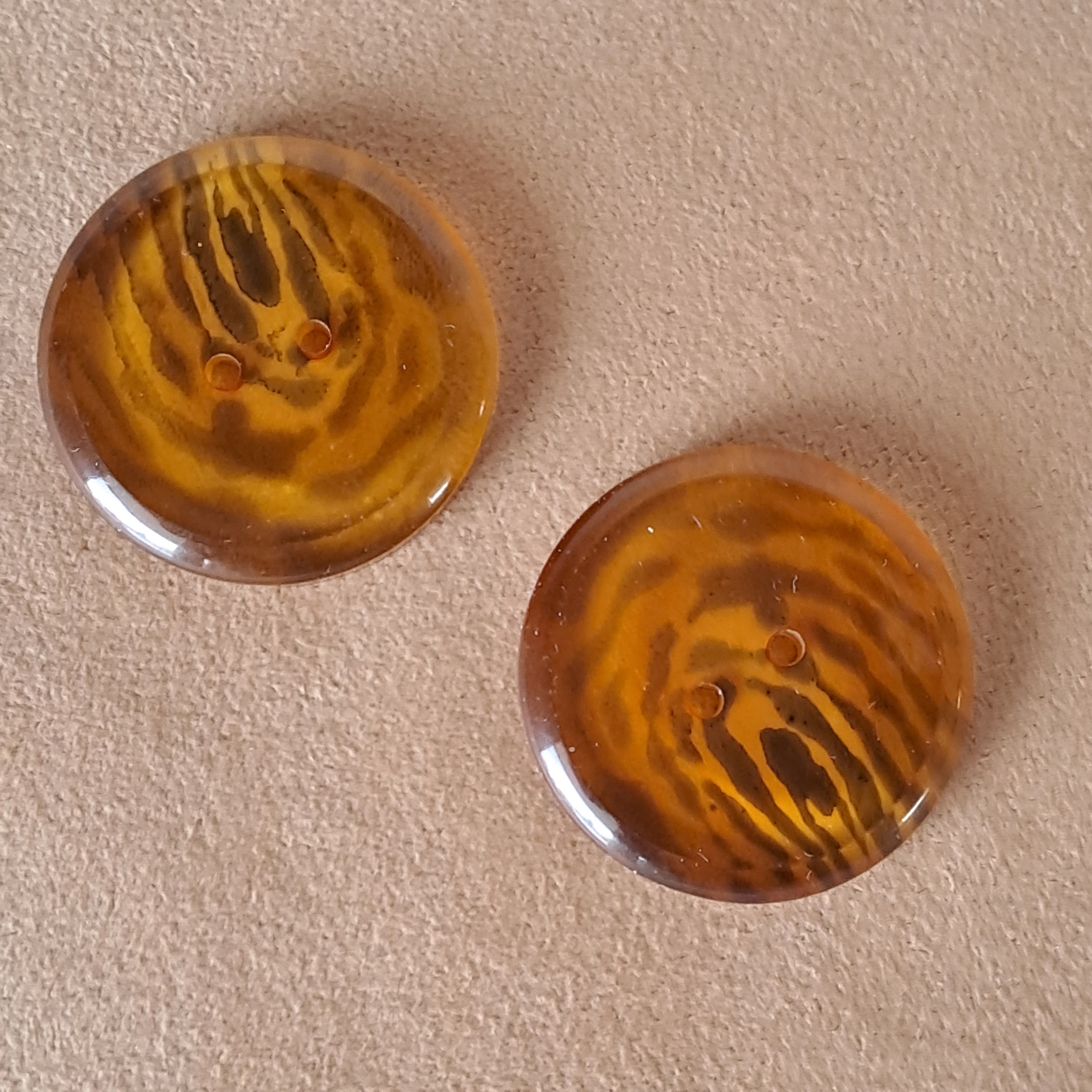 2 Large Vintage Lucite Buttons. Amber Coloured Reverse Painted. Tiger ...