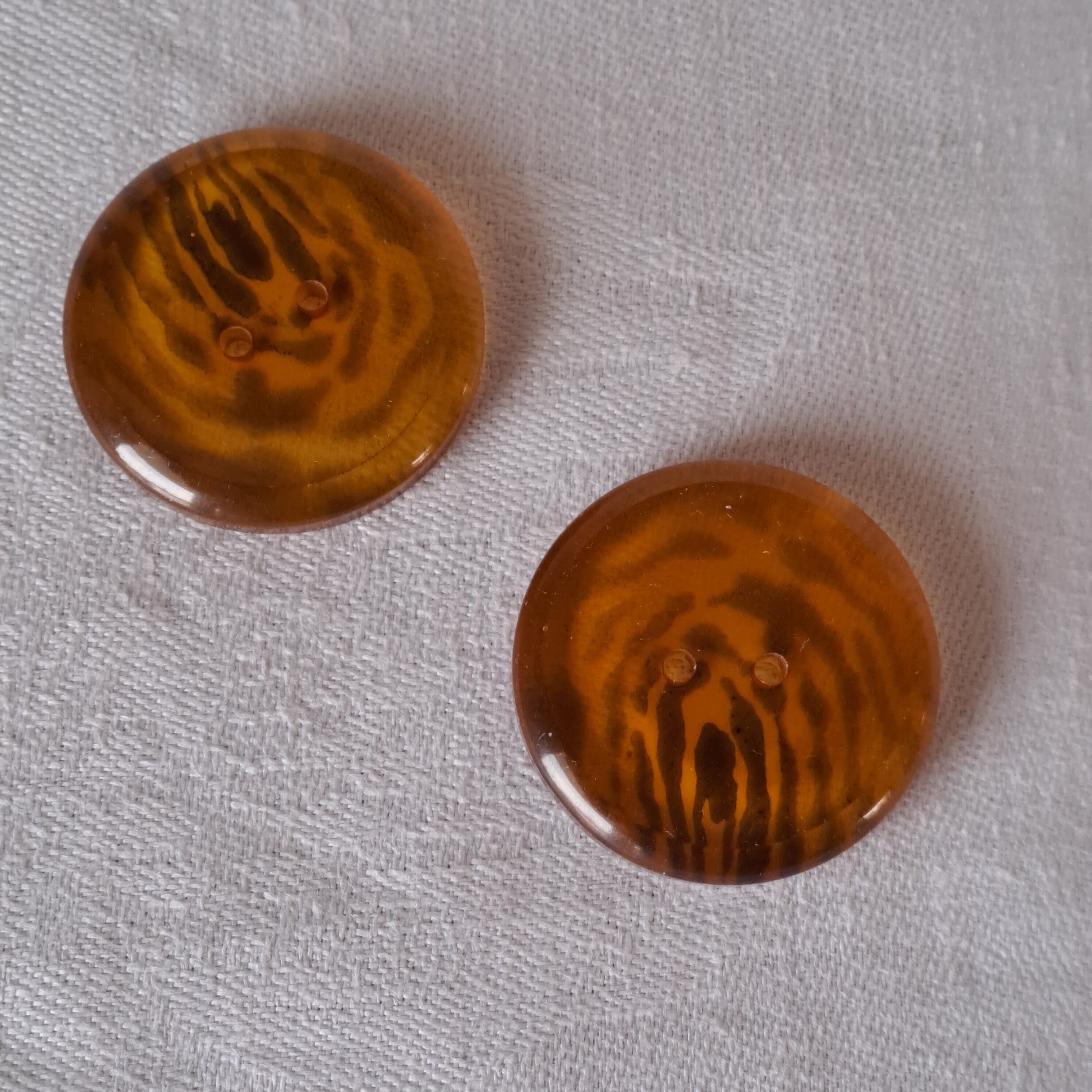 2 Large Vintage Lucite Buttons. Amber Coloured Reverse Painted. Tiger ...