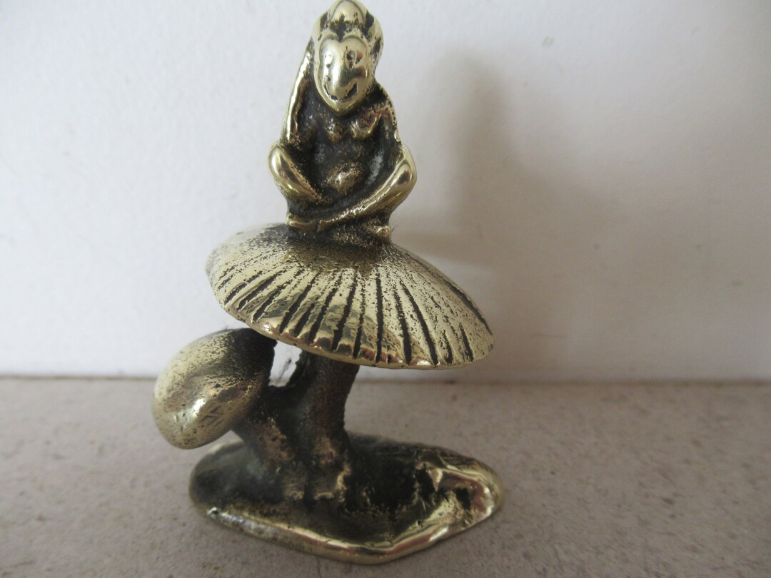 Vintage Cheeky Lucky Pixie Sitting on A Toadstool Brass Ornament Décor ...