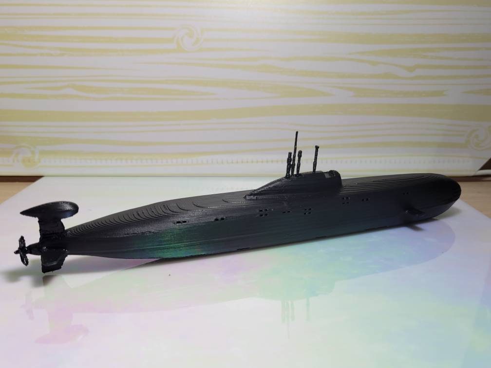 Russian Akula class attack submarine from the Red October | Etsy