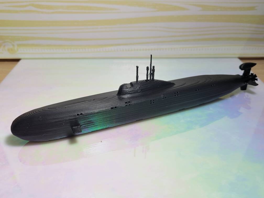 Russian Akula class attack submarine from the Red October | Etsy