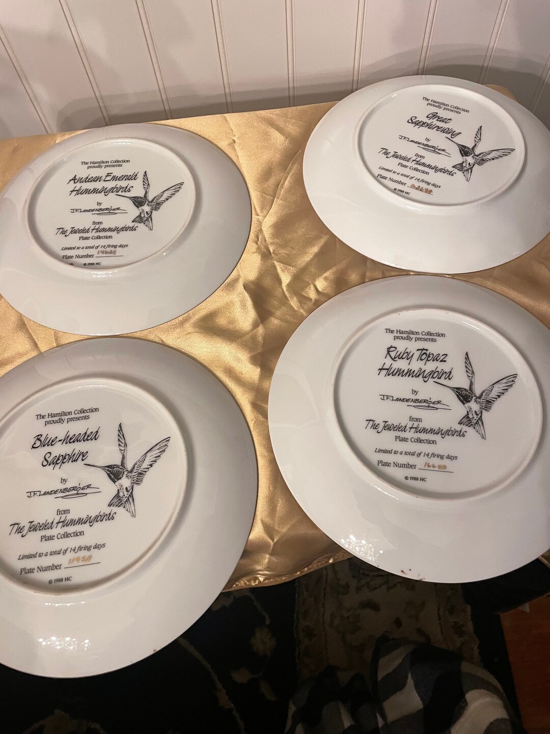 Set of 8 Jeweled Hummingbird Collector Plates - Etsy