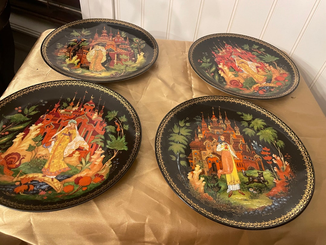 4 Collectors Plates - Etsy