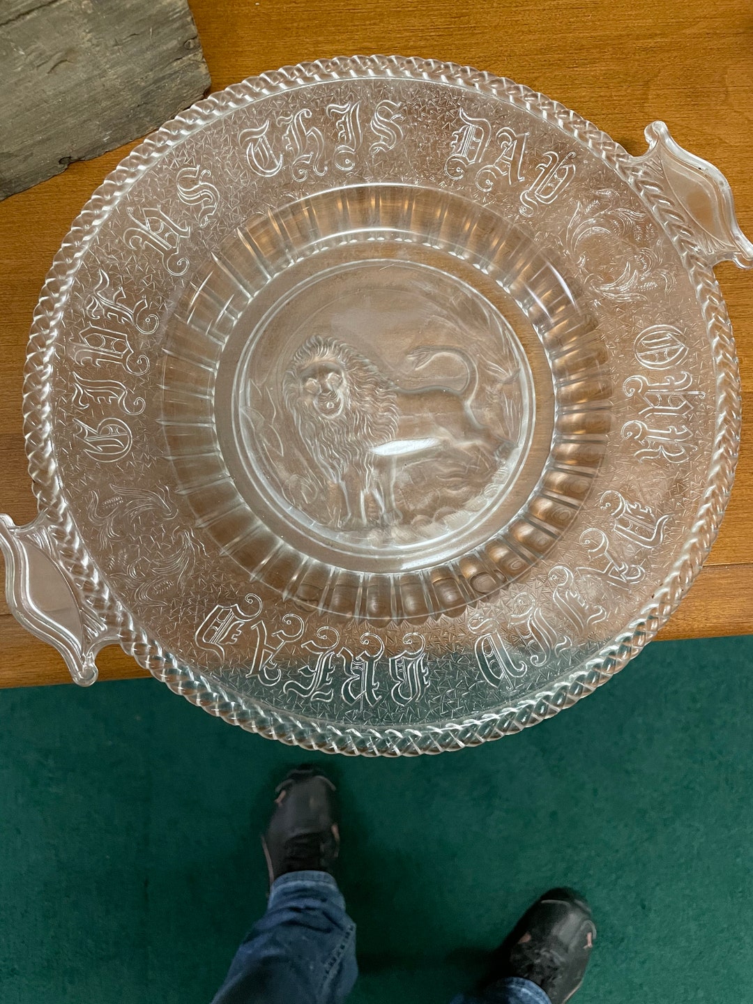 Vintage Gillander & Sons Frosted Glass Lion Set - Etsy