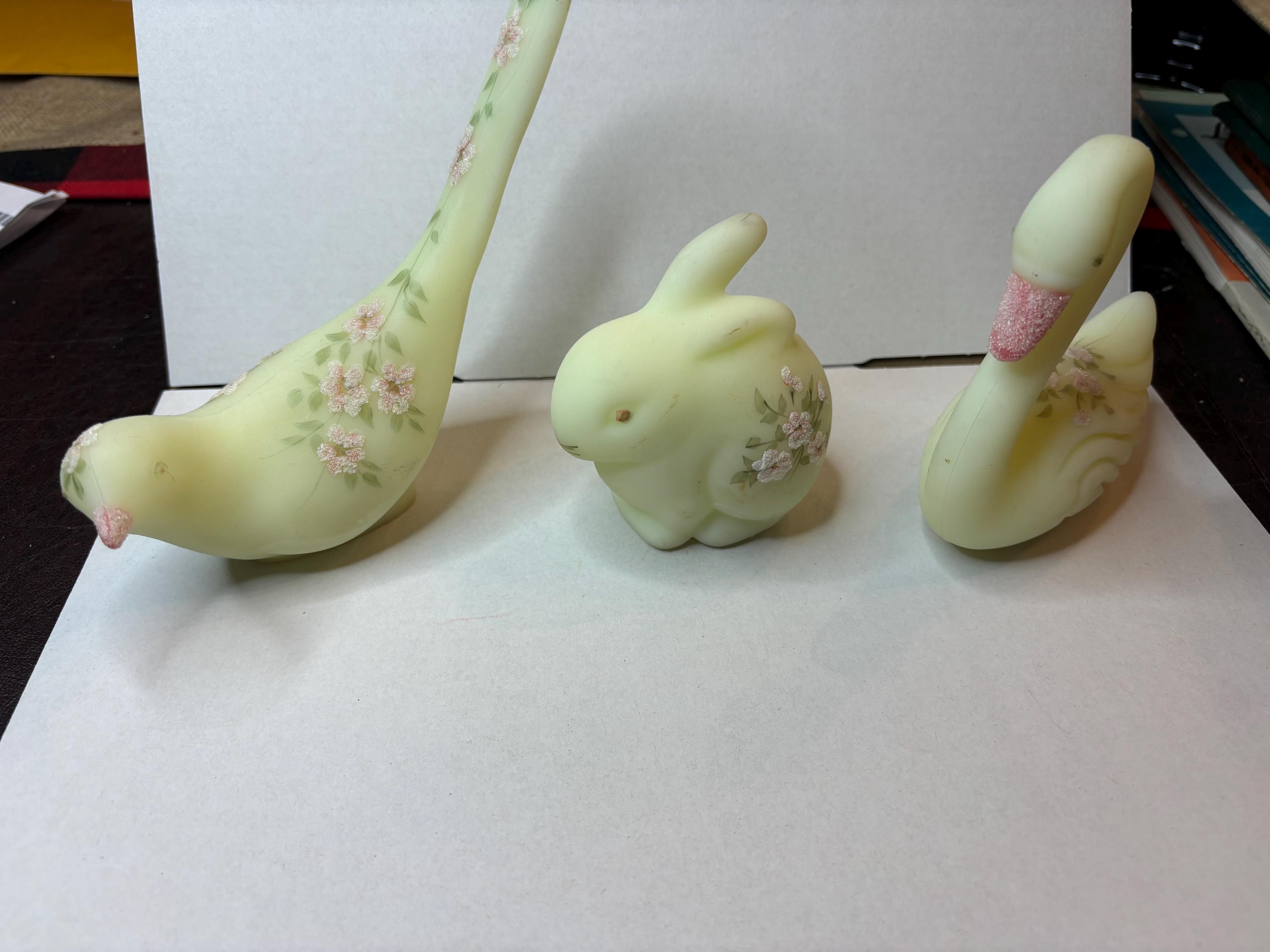 Set of 3 Fenton Custard Animals - Etsy