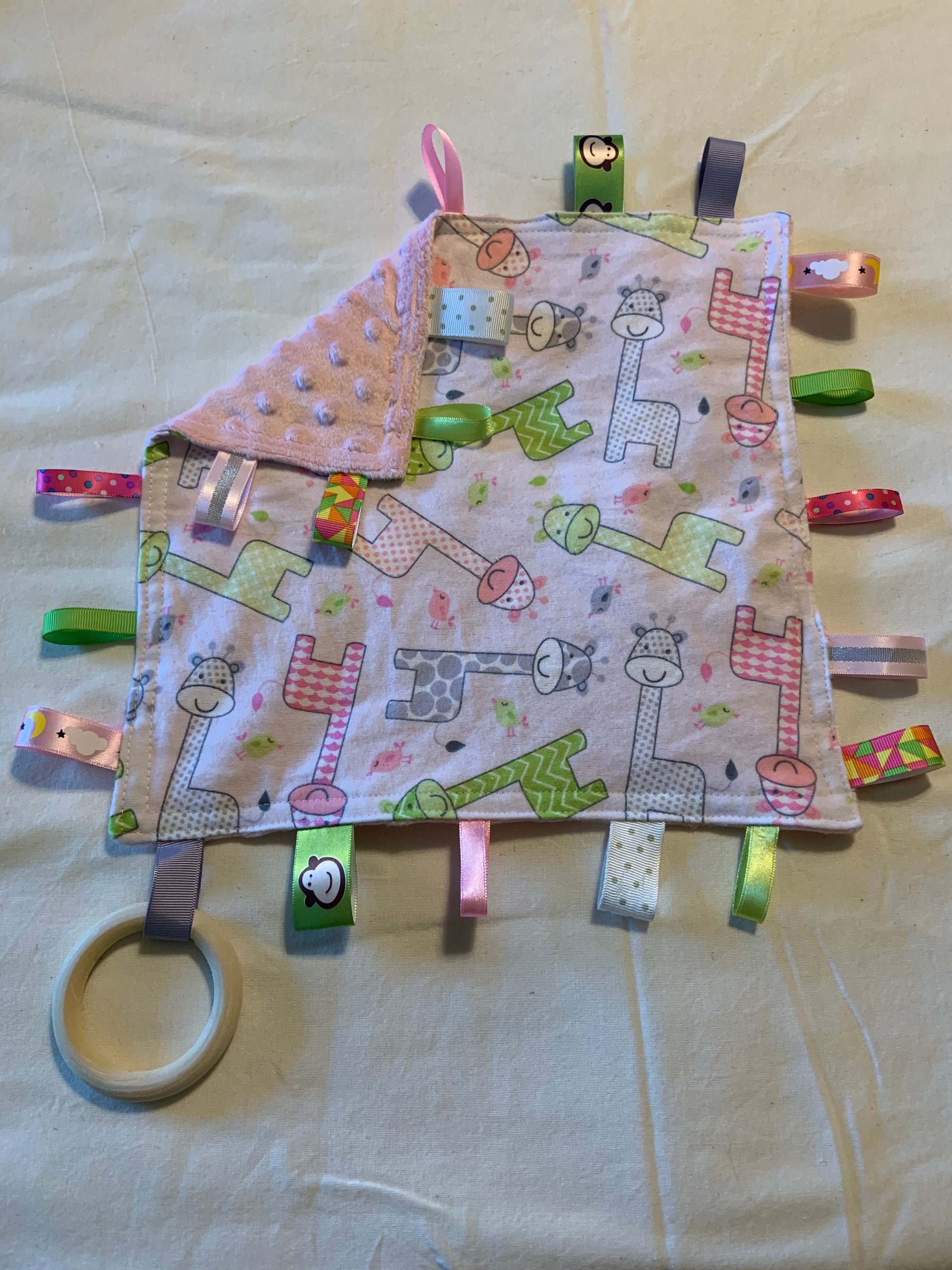 Couverture Tag pour bébé Couverture sensorielle Dos minky - Etsy Canada