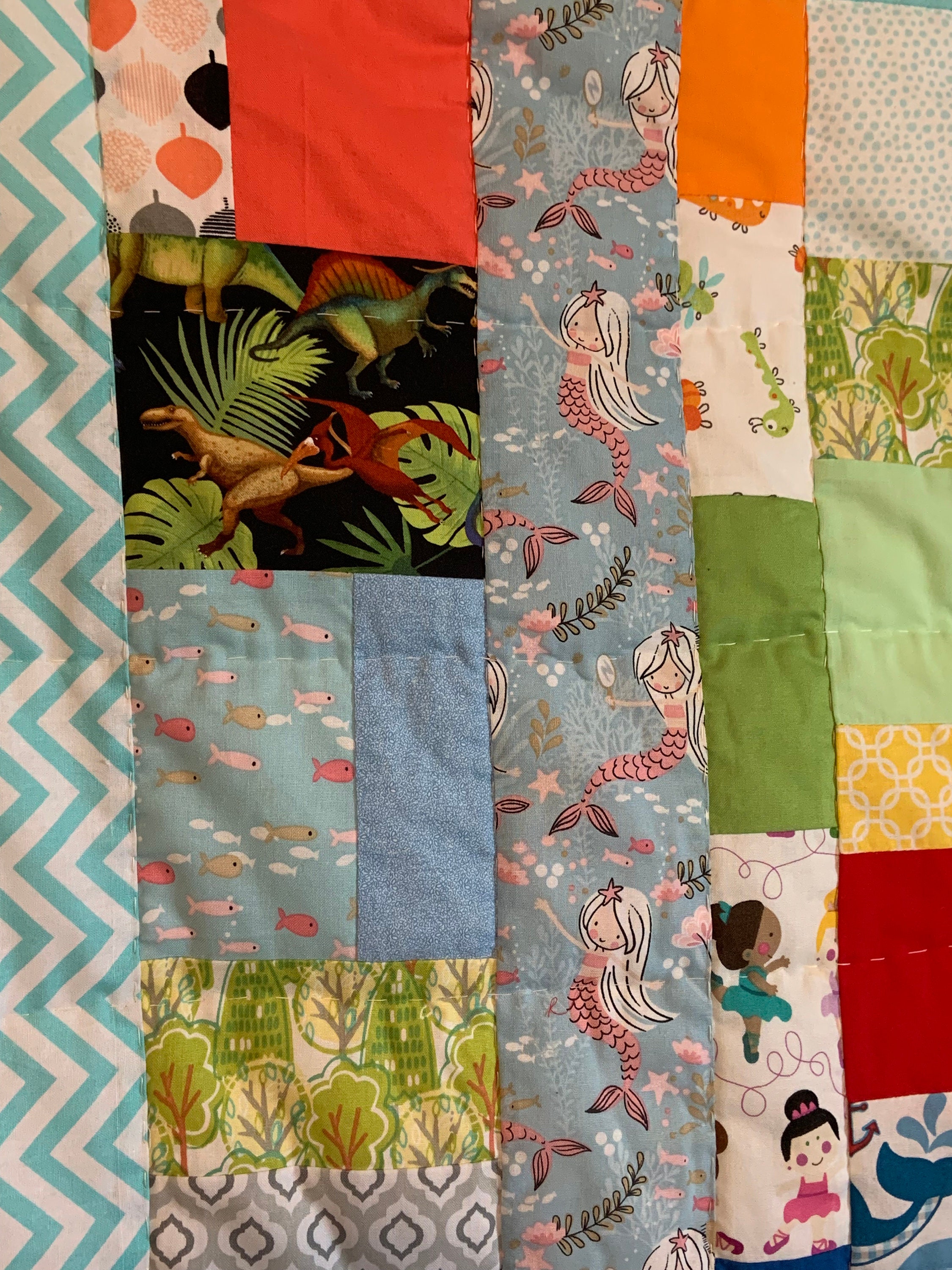 Baby Quilt, Toddler Quilt, Scrappy Quilt - Etsy