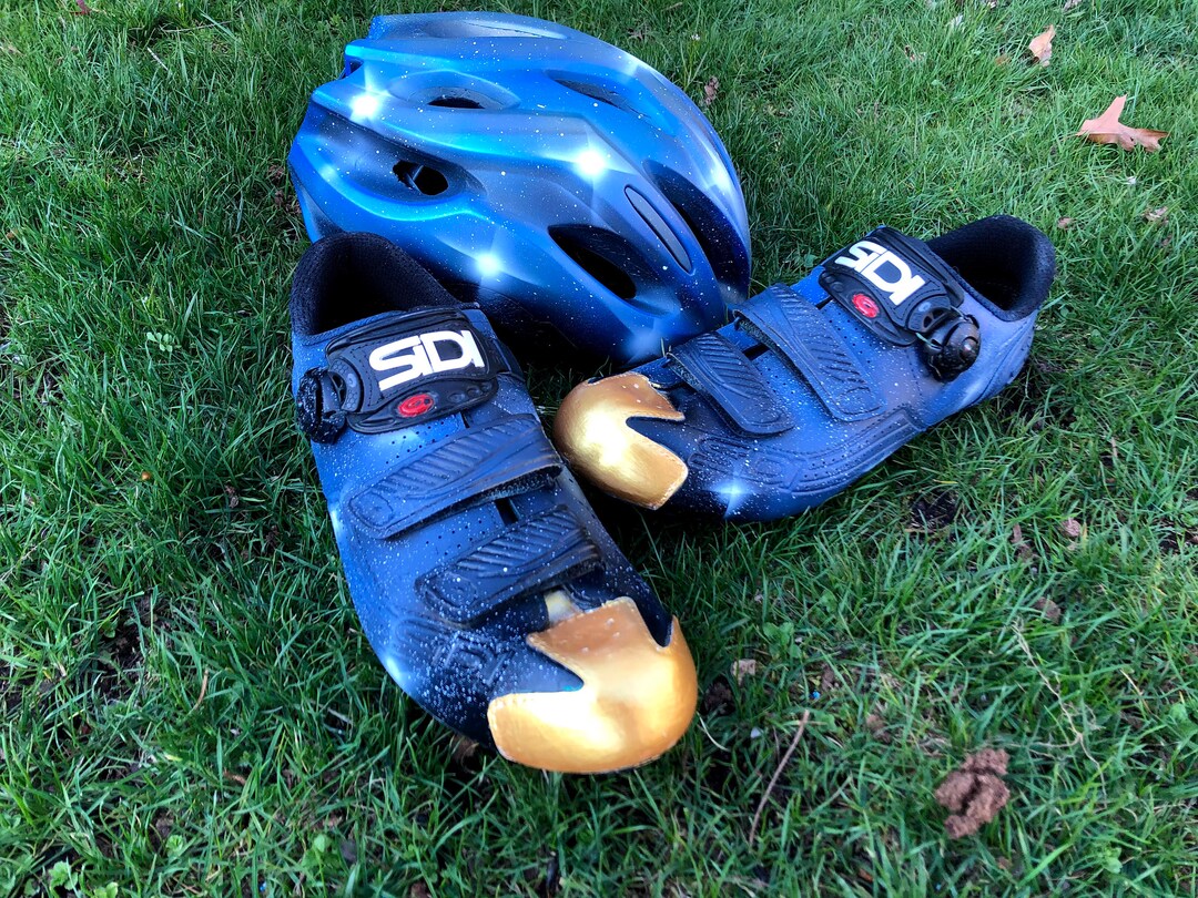 Custom Cycling Shoes, Helmets, and Saddles. - Etsy