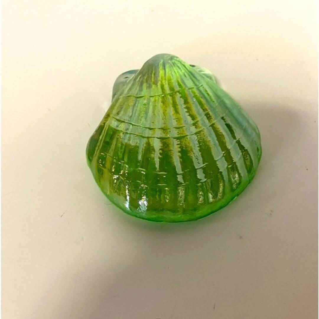 Green Iridescent Art Glass Scallop Shell Paper Weight - Etsy