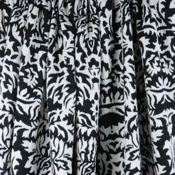 Black-ivory Knit Fabric by the Yard Damask Patterned | Etsy