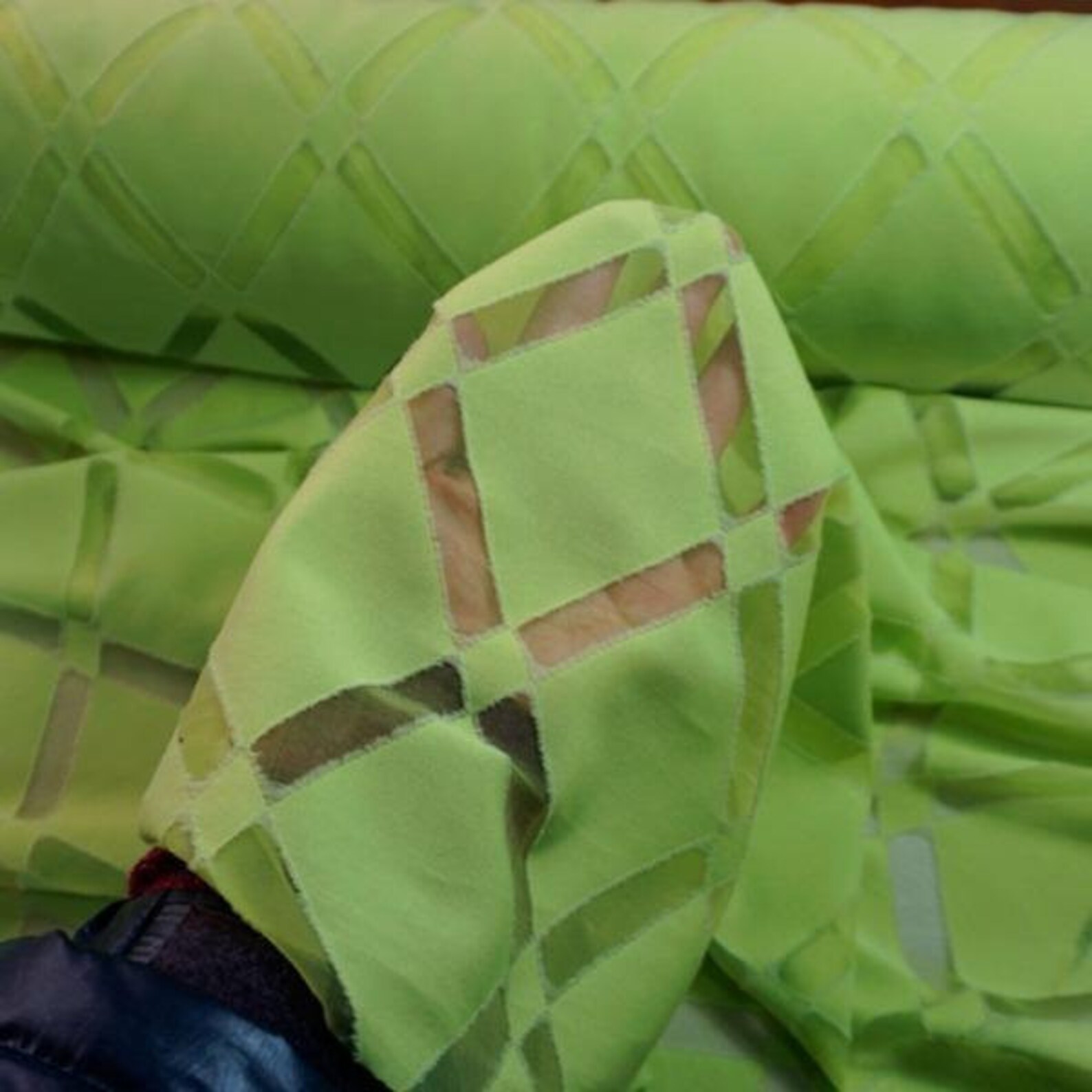 58/60 Sheer Diamond Patterned Polyeseter Knit Fabric by - Etsy