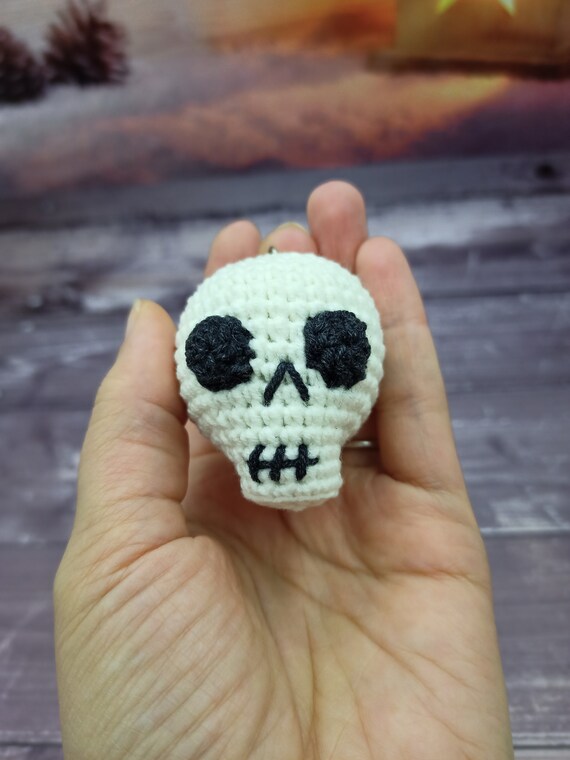 Pattern for Beginner Crochet Skull PDF in English Photo - Etsy