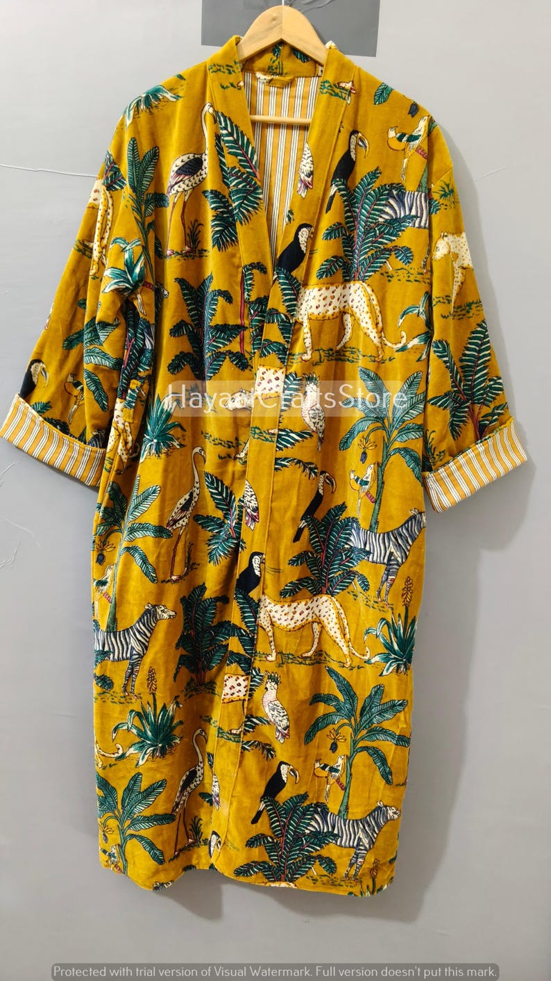 Green Jungle Print Velvet Kimono Robes, Morning Tea Velvet Coat ...