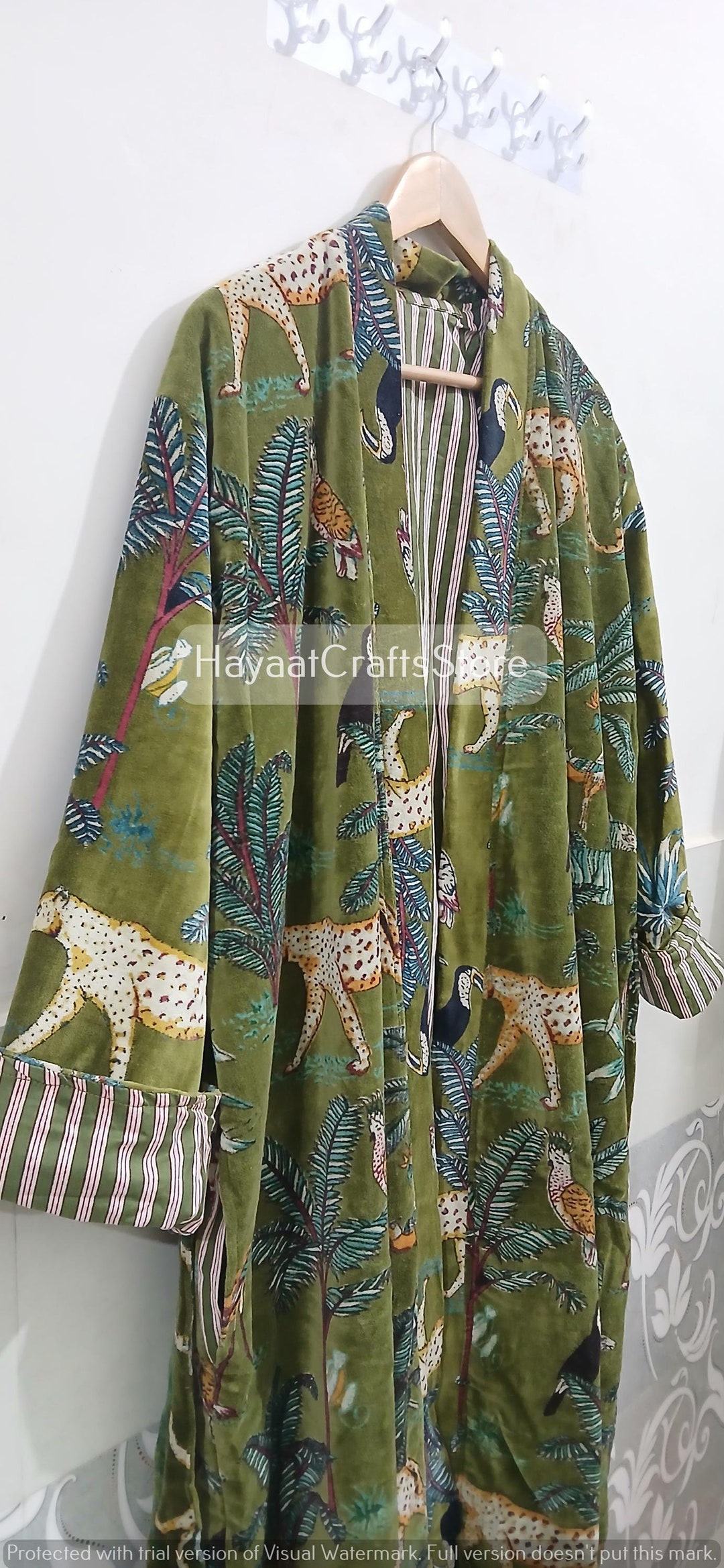 Green Jungle Print Velvet Kimono Robes, Morning Tea Velvet Coat ...
