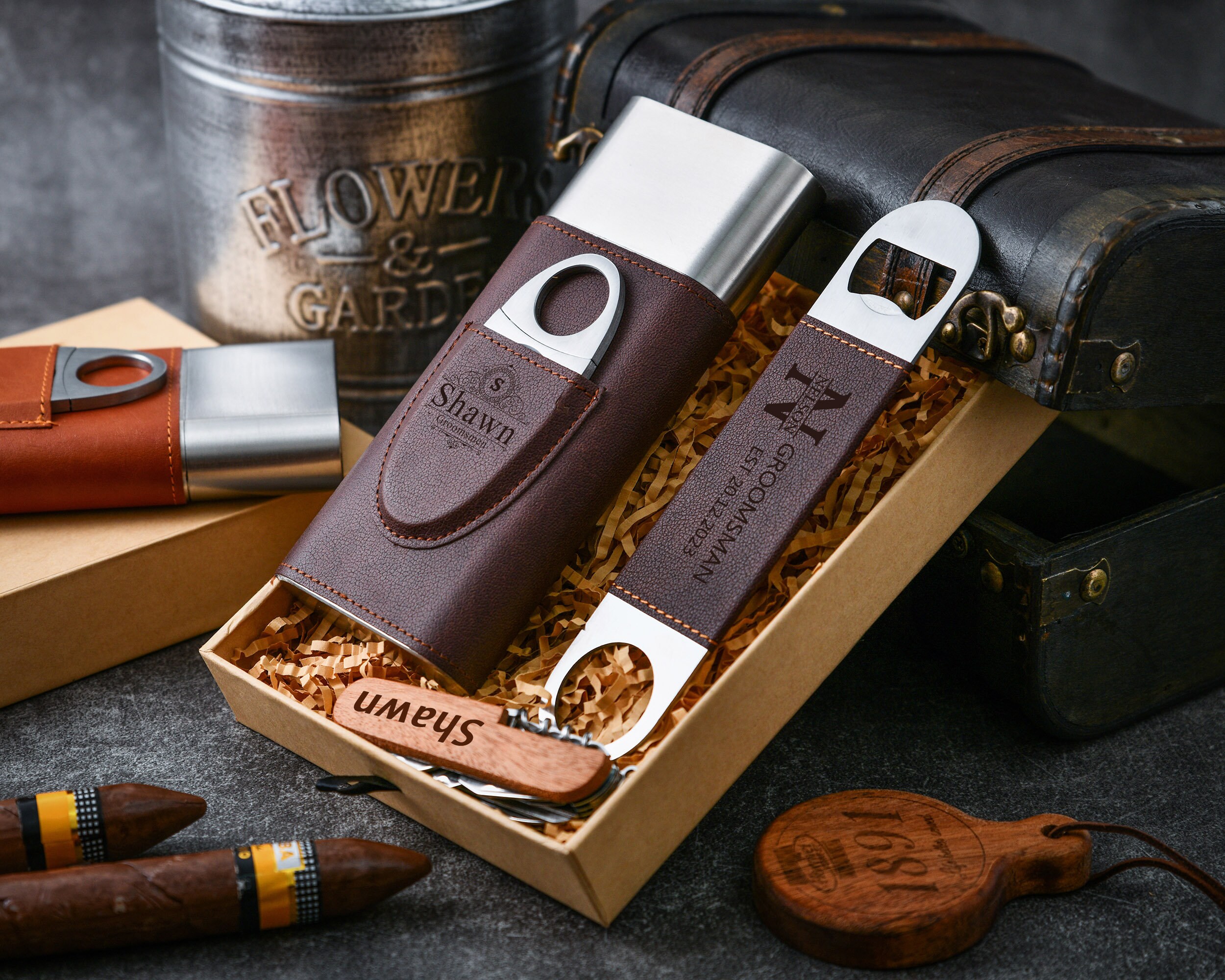 Flask Cigar Humidor Set Custom Engraved Stand With Built-in Cutter ...